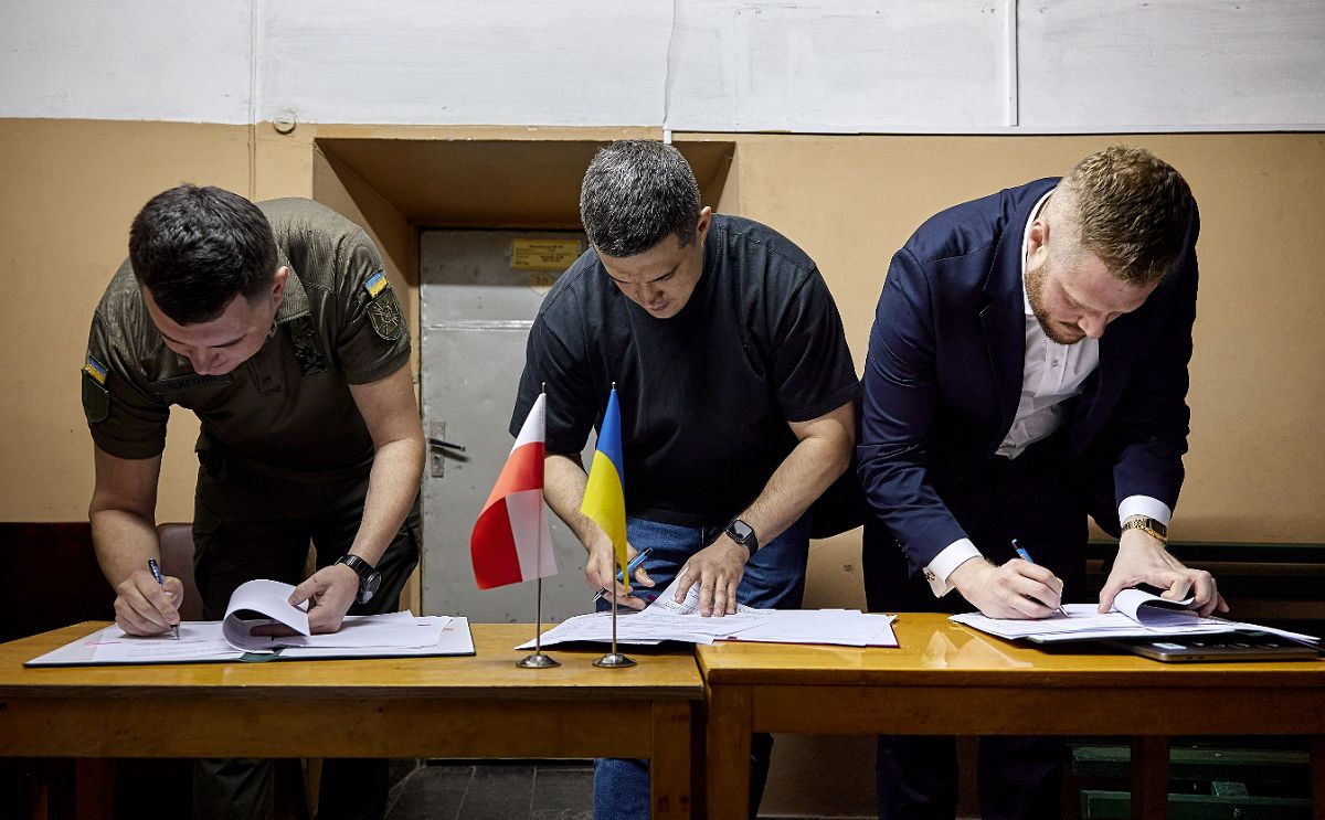Ukraine and Poland signed a memorandum on cooperation in the field of ...