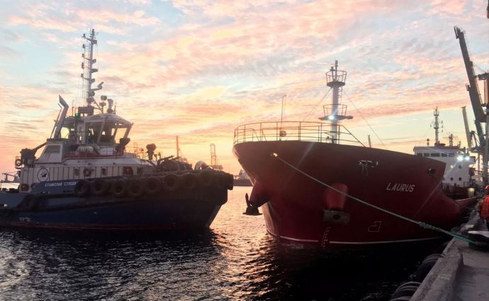 The Ukrainian maritime corridor works: how Kyiv finds ways for ...
