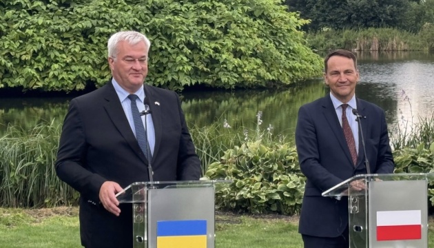 Poland Preparing New Military Aid Packages for Ukraine – Sikorski - Freedom